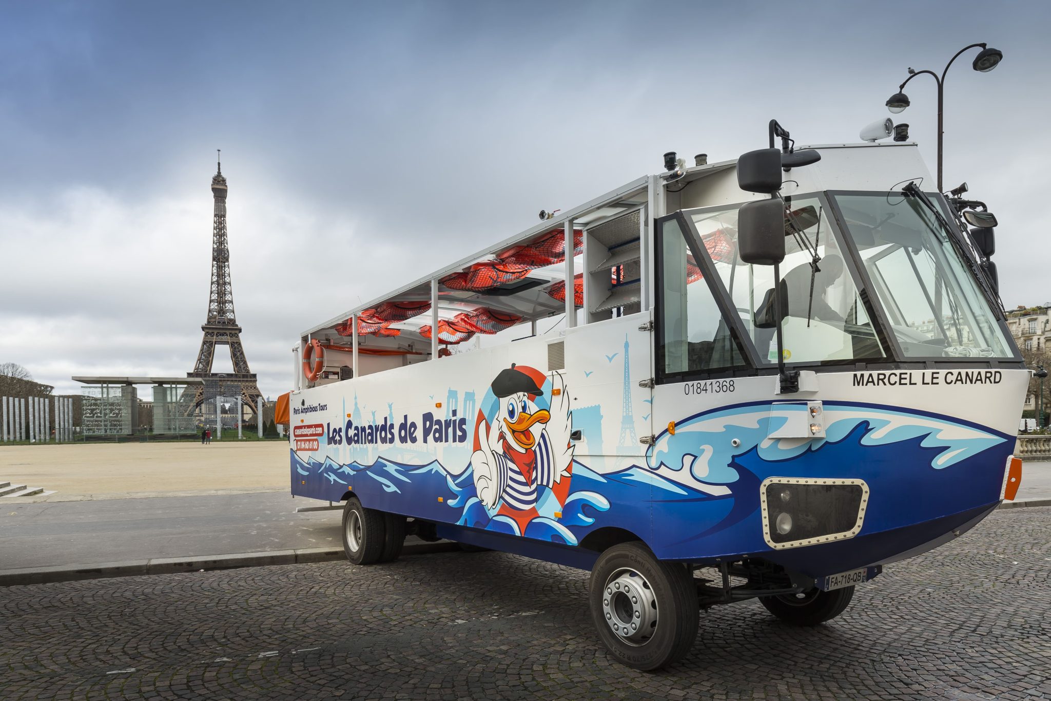 Comment visiter Paris en bus touristique Hop On Hop Off